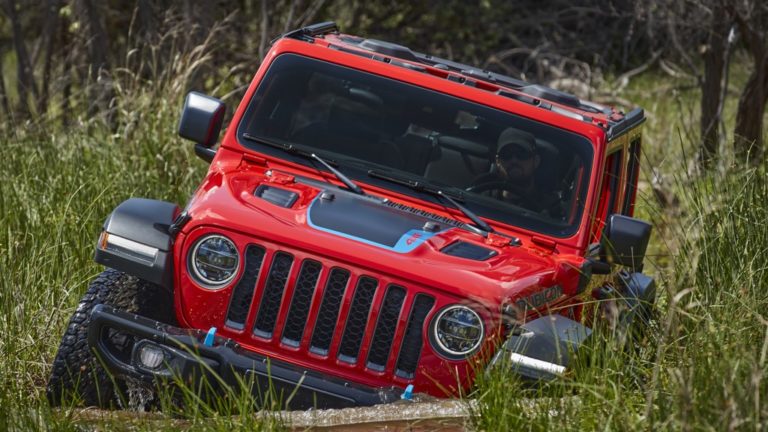 A Stronger, Lighter Jeep Windshield