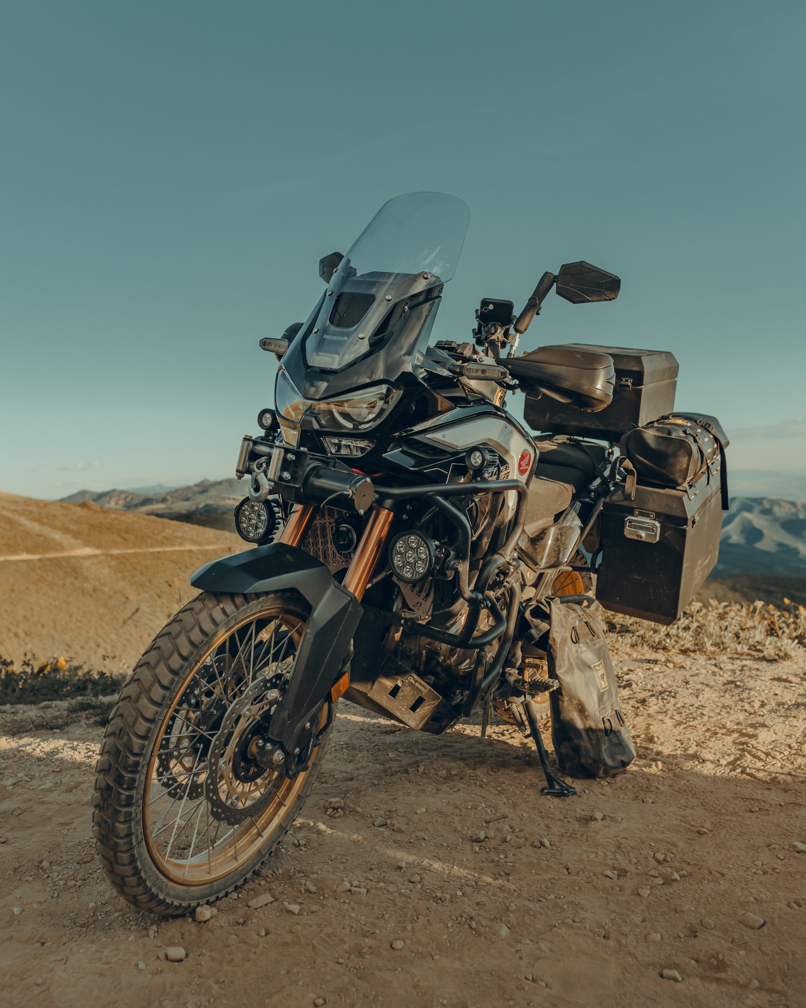 Up Close and Personal with Overland Expo's Ultimate Overland Motorcycle ...