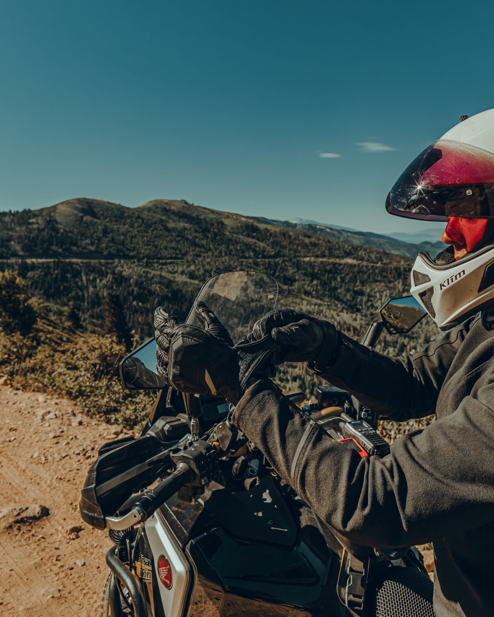 Up Close and Personal with Overland Expo's Ultimate Overland Motorcycle ...