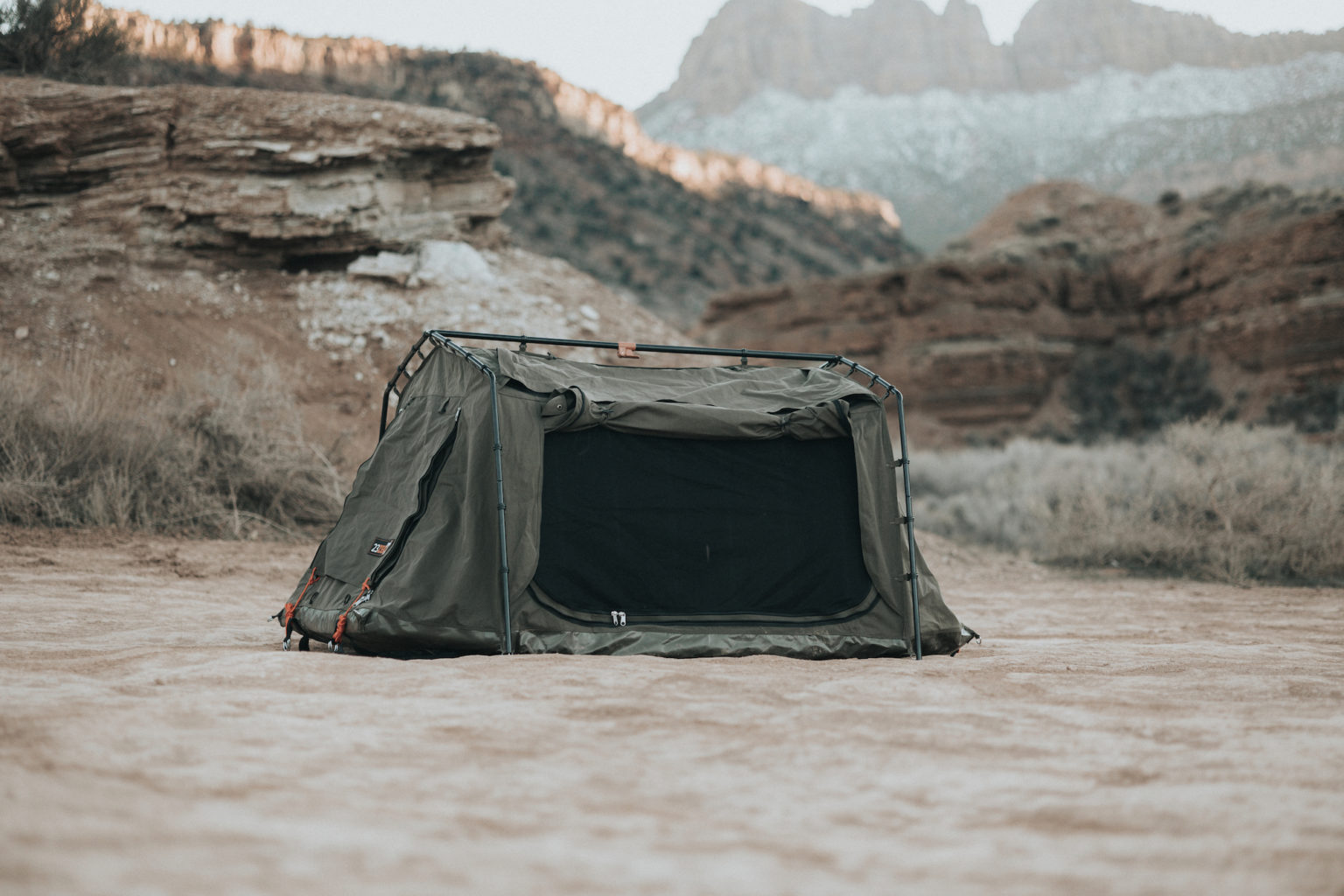 Ground Tent: 23 ZERO Outbreak 1550 Swag