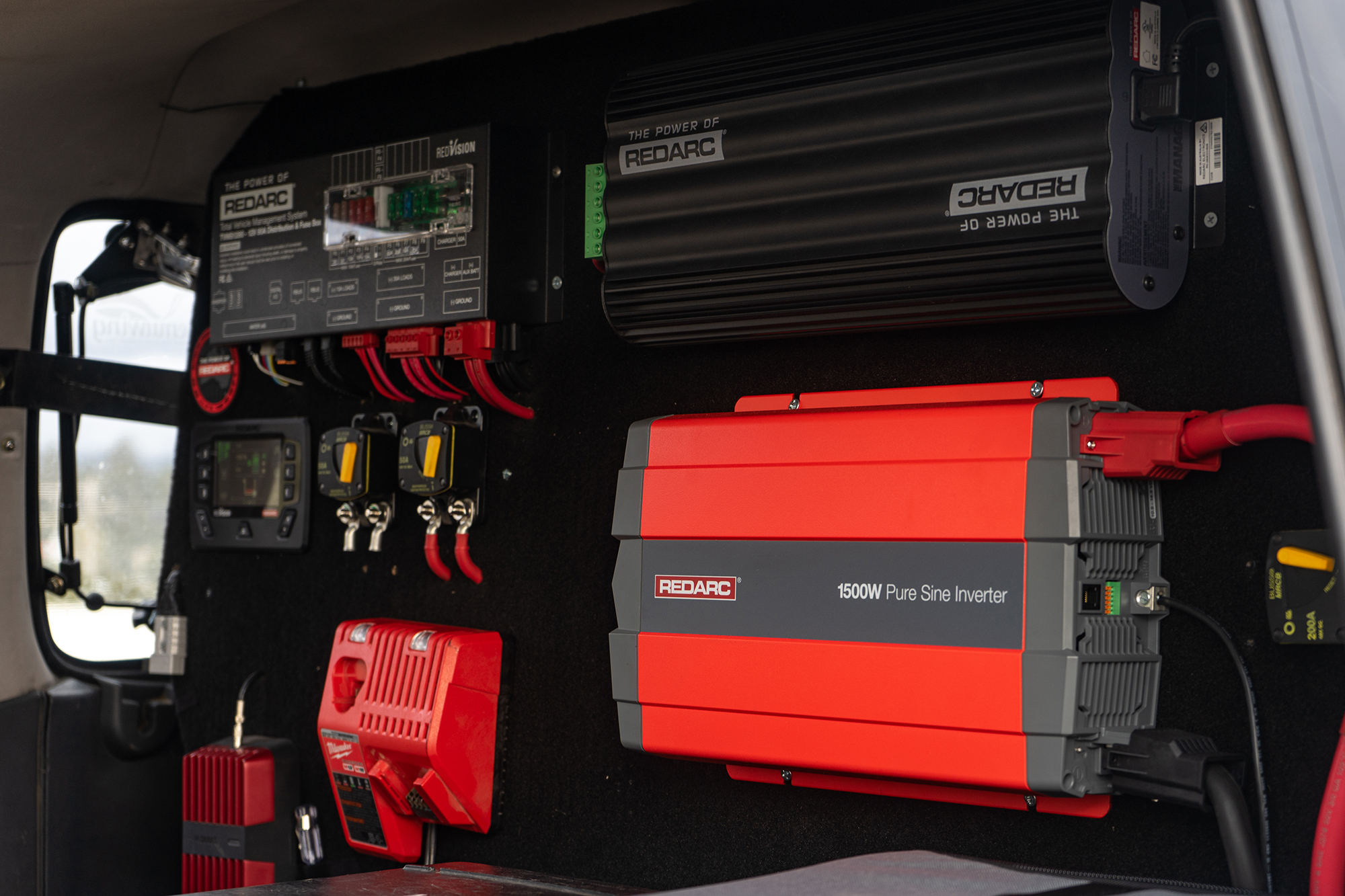 REDARC Adds Pure Sine Wave Inverters to its Off-Grid Power Lineup ...
