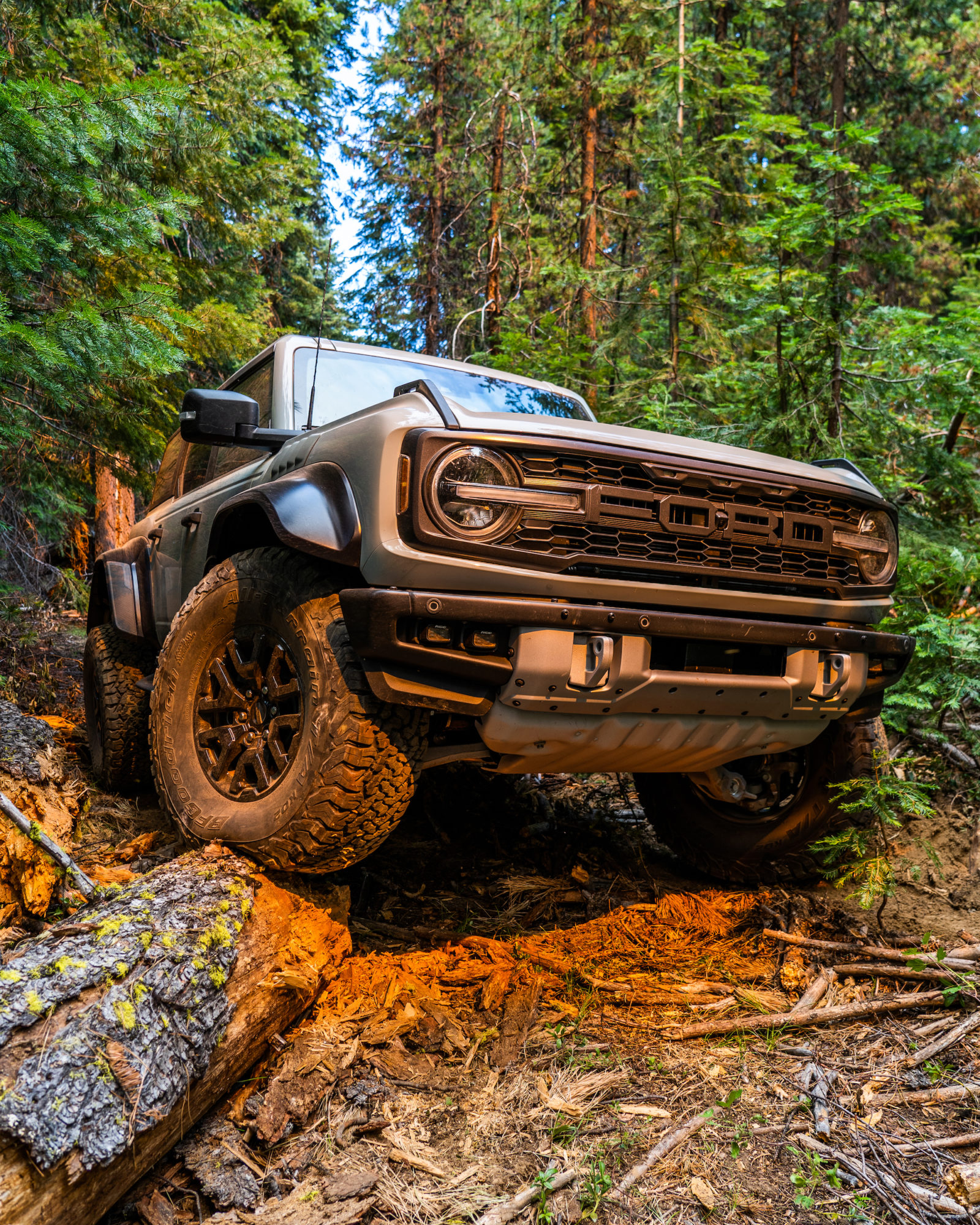 Ford's Bronco Raptor Is the Finest Factory 4x4 I've Ever Driven