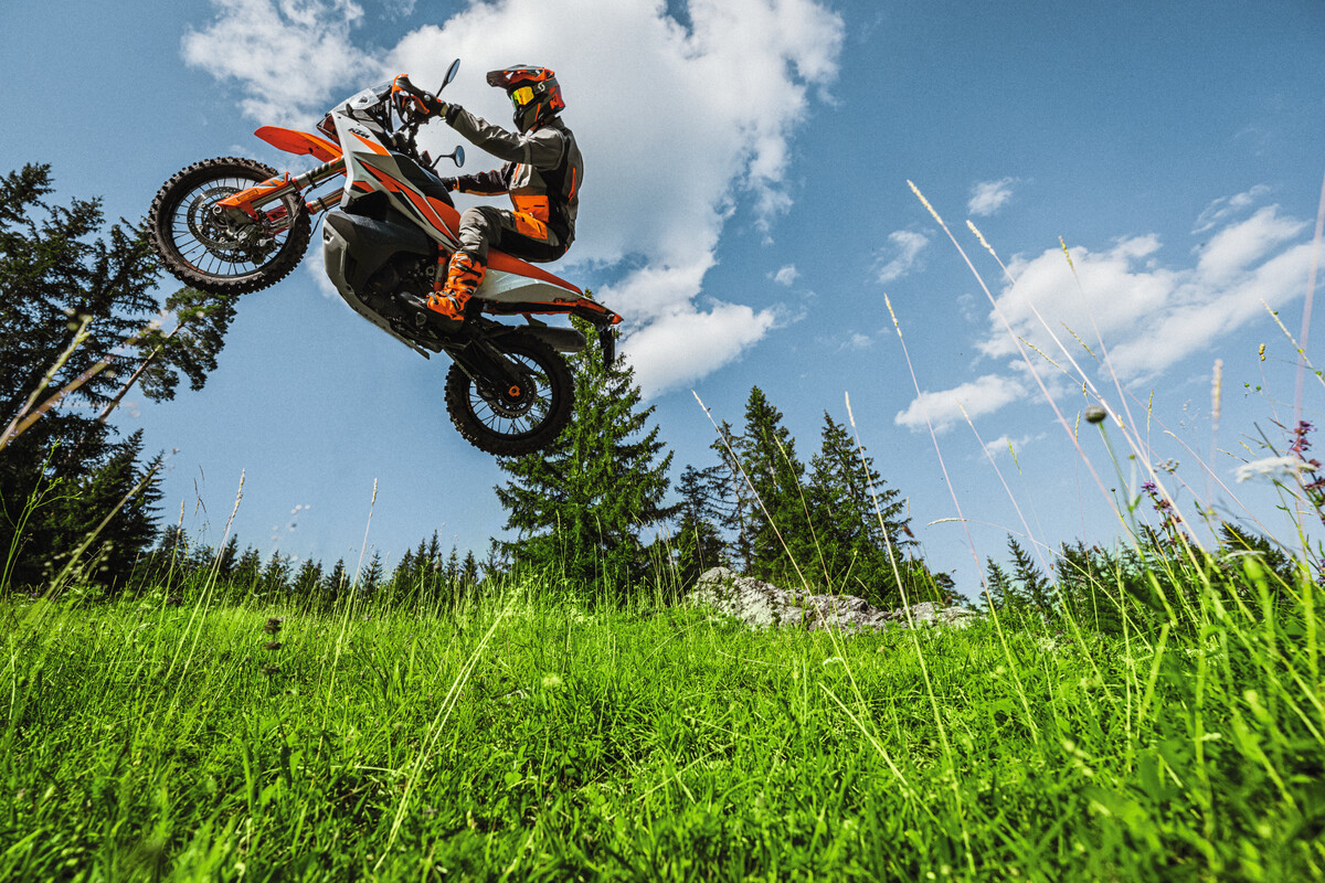 2023 KTM 890 Adventure R is Redesigned for Awesome ADV Overland Expo