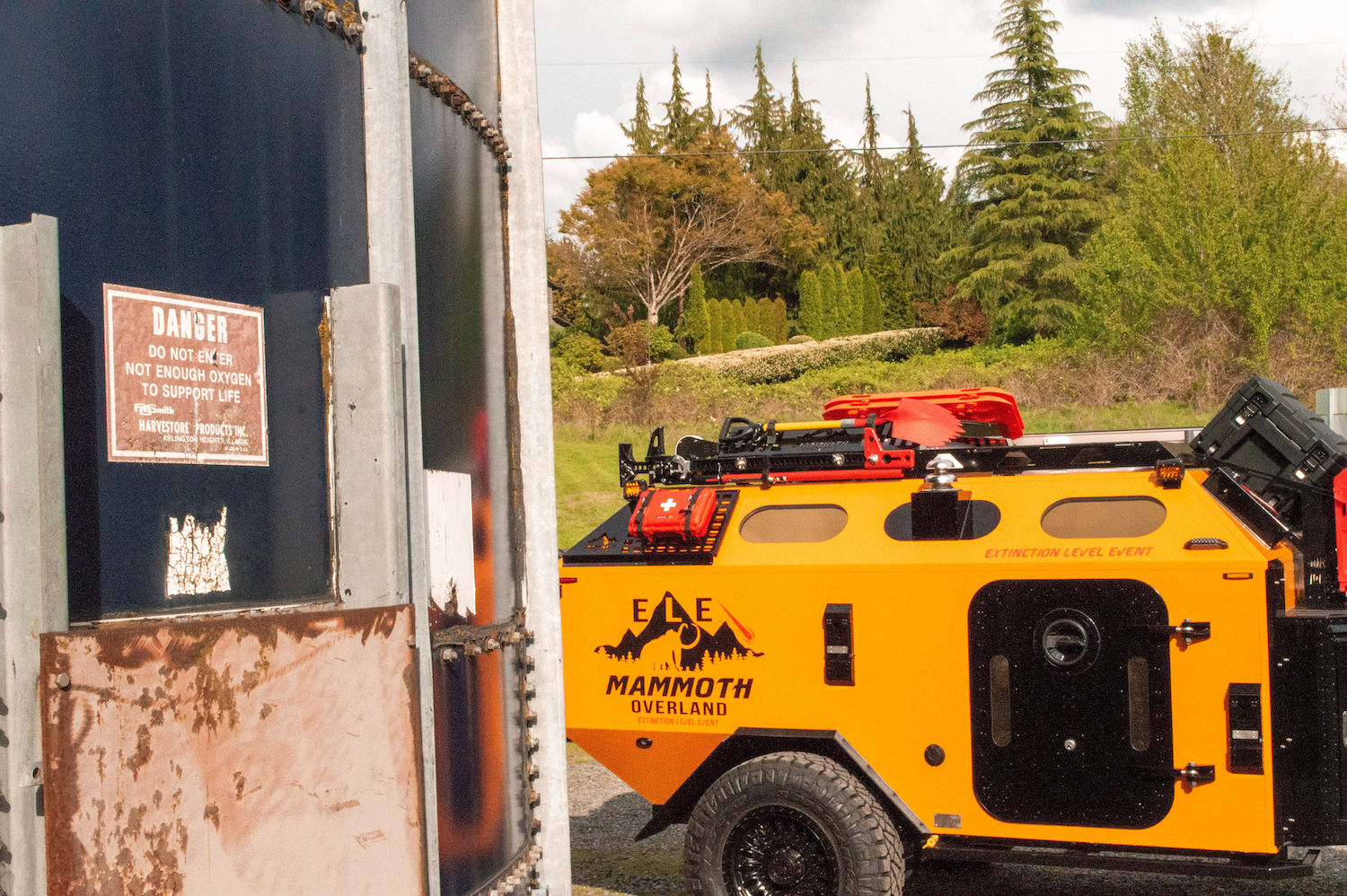 Mammoth Overland Extinction Level Event Off-Road Trailer