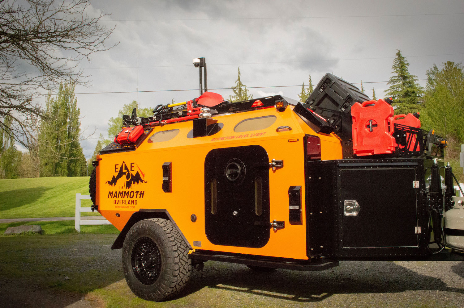 Mammoth Overland Extinction Level Event Off-Road Trailer