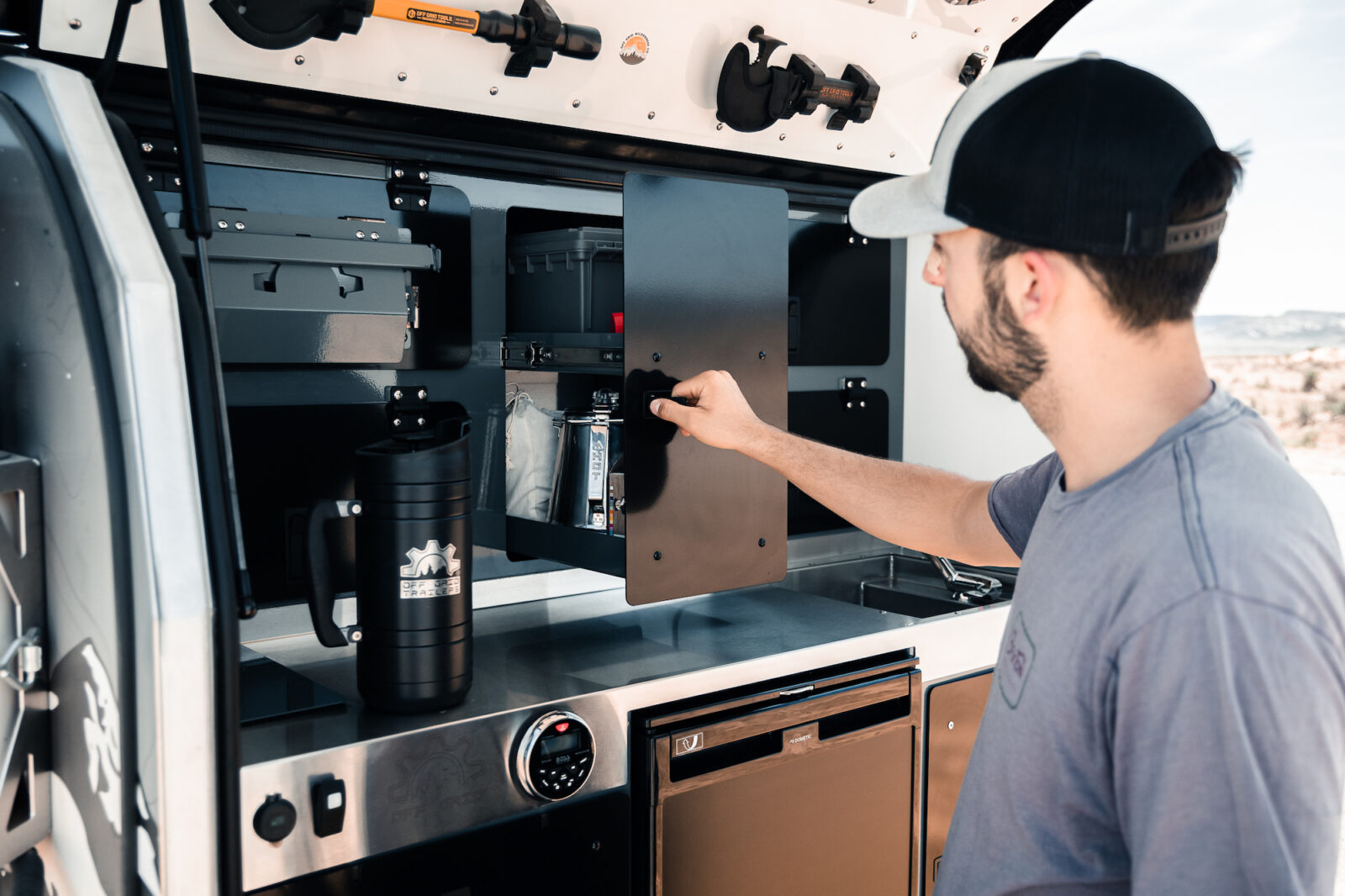 Off-Road Trailer: Off Grid Trailers Pando 2.0 Overland Expo