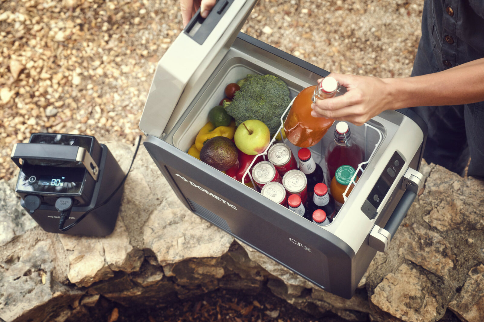 Fridge: Dometic CFX3 45 Overland Expo