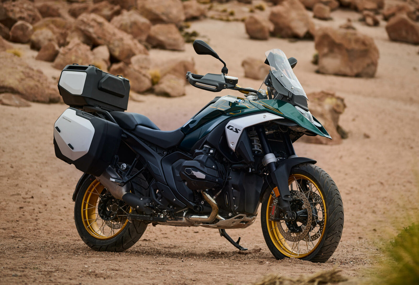 2024 BMW R 1300 | Specs, Details Overland Expo
