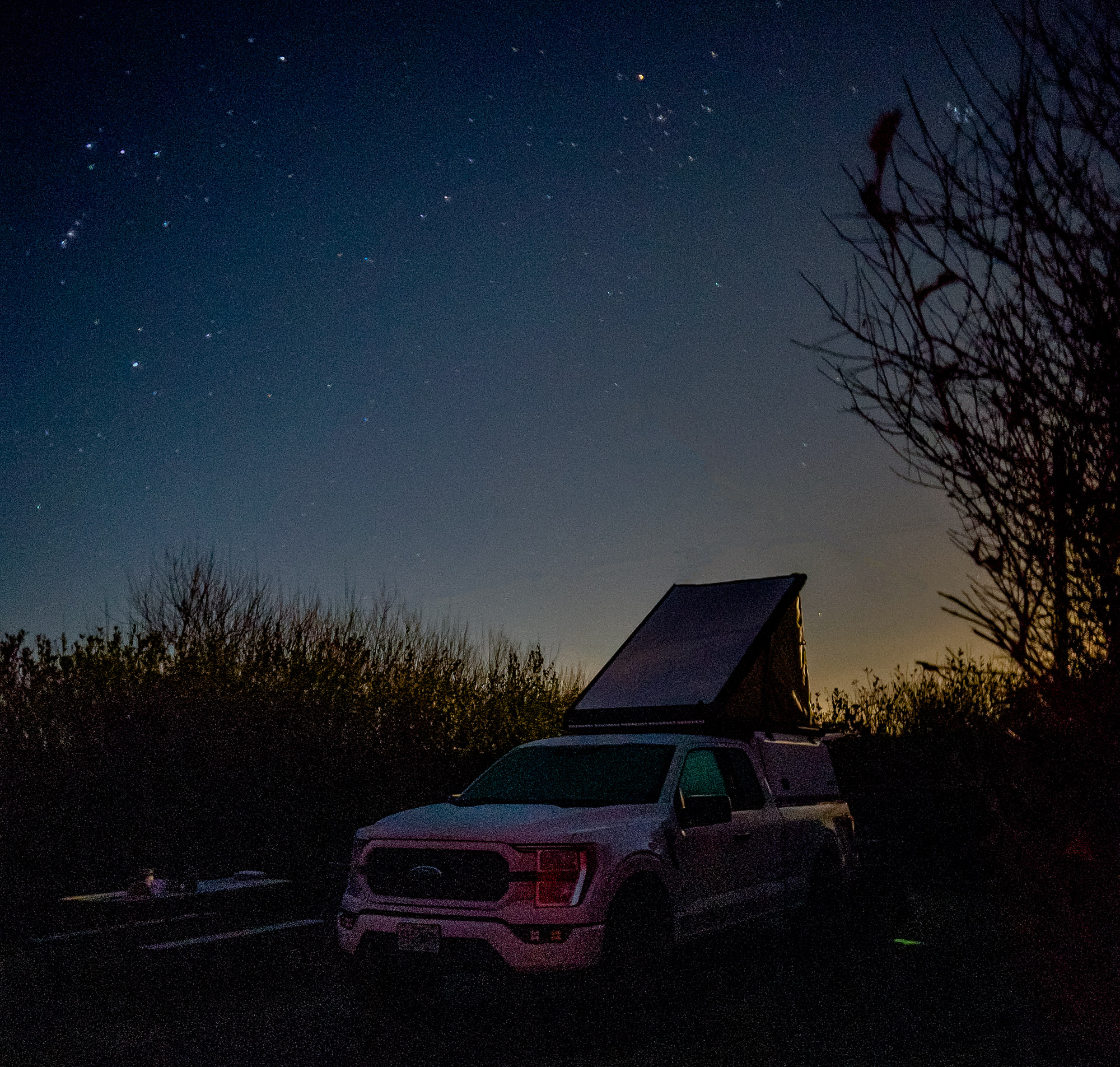 Review: Super Pacific X1 Rack And RTT Overland Expo