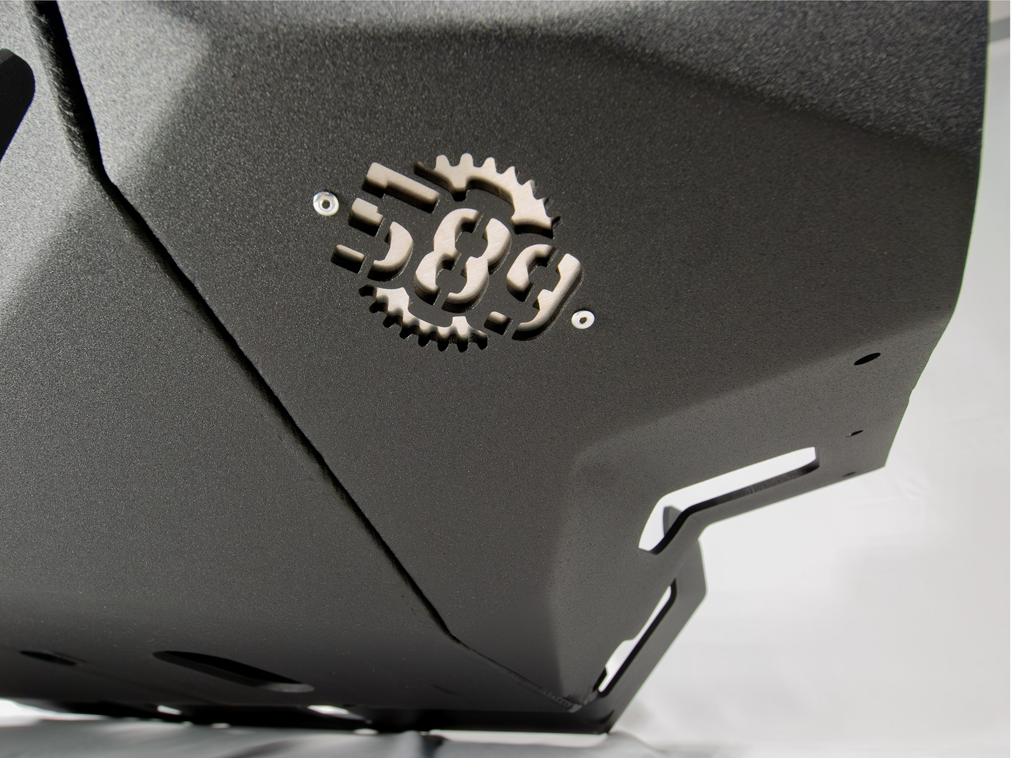 Winch: 589 Fabrication Bumper Overland Expo