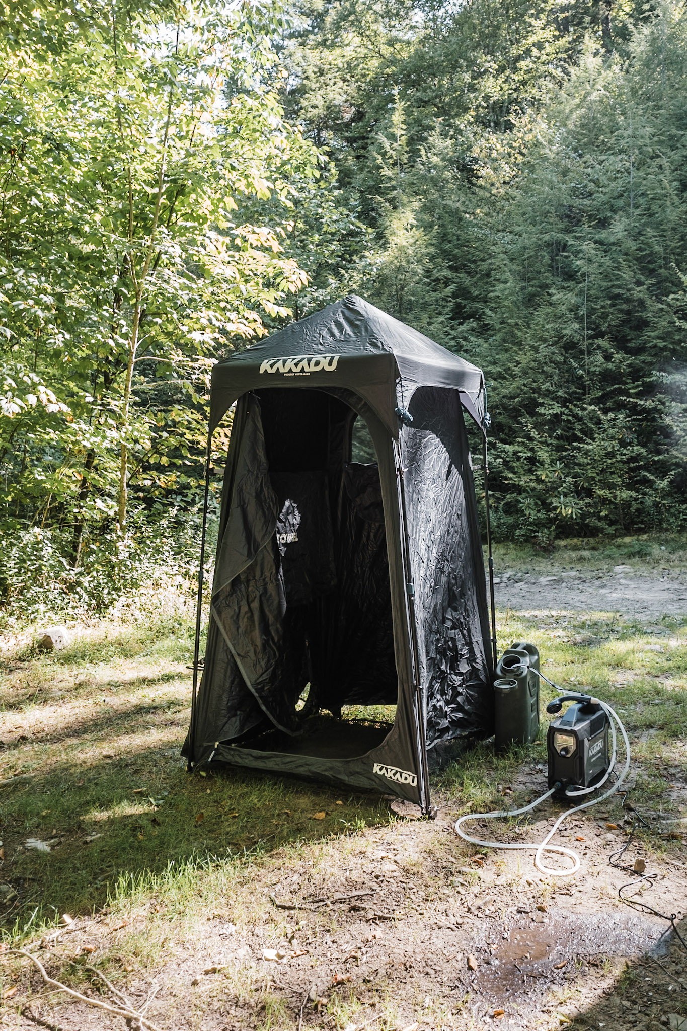 Review: Kakadu Outback Shower System Overland Expo