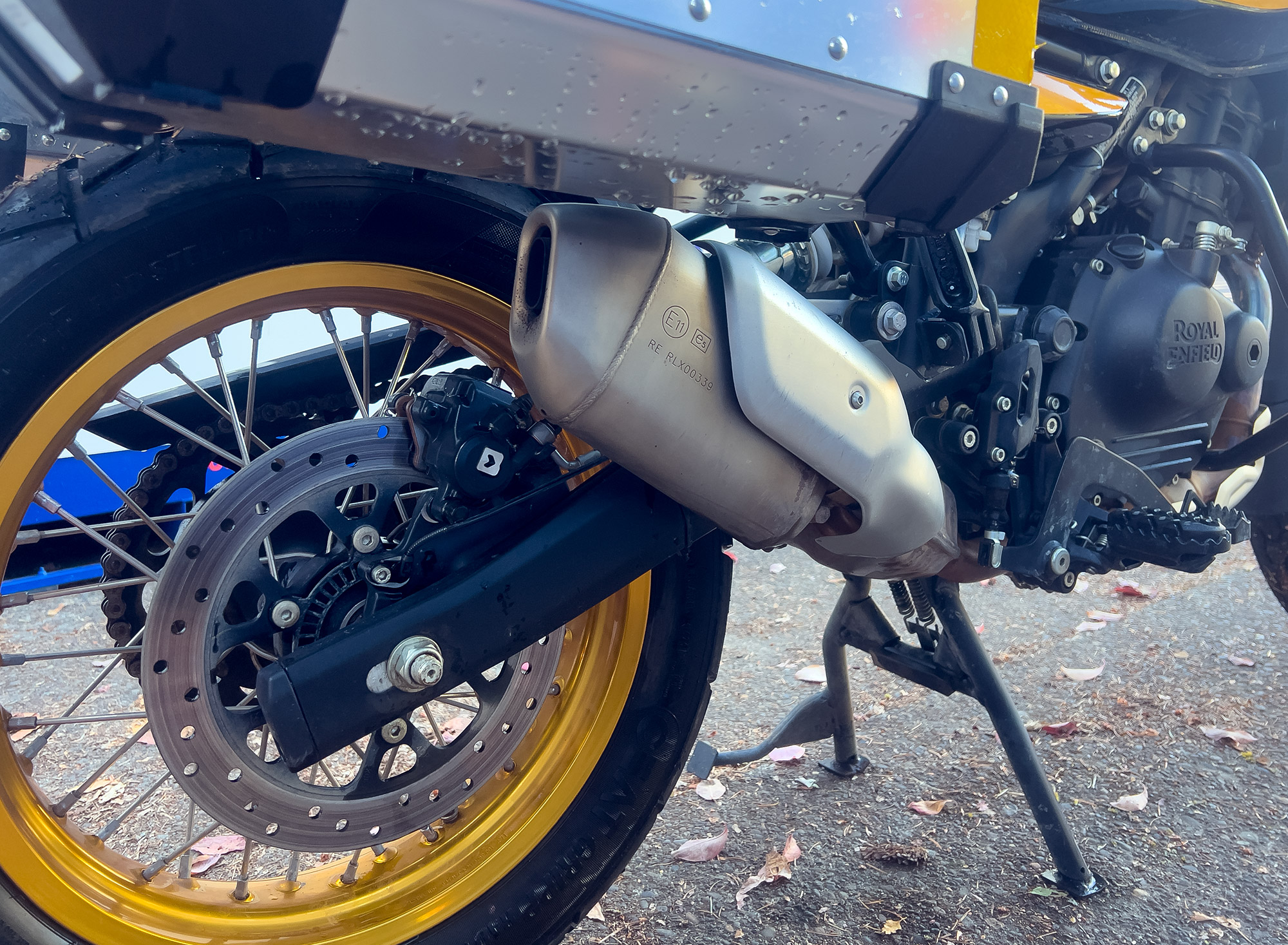 Review: Royal Enfield Himalayan 450 Overland Expo
