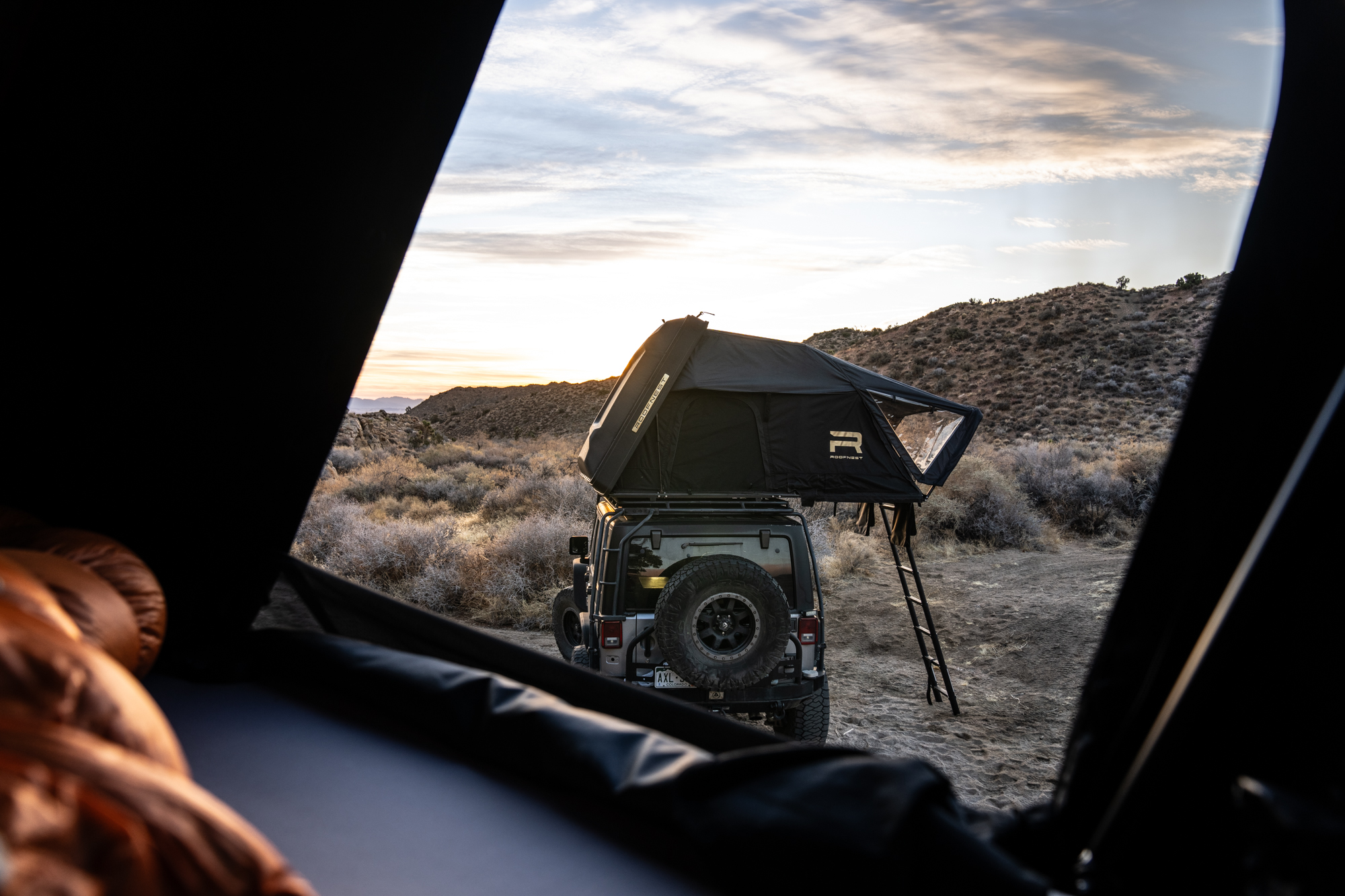 Roofnest Debuts the Largest Hardshell Rooftop Tent Overland Expo