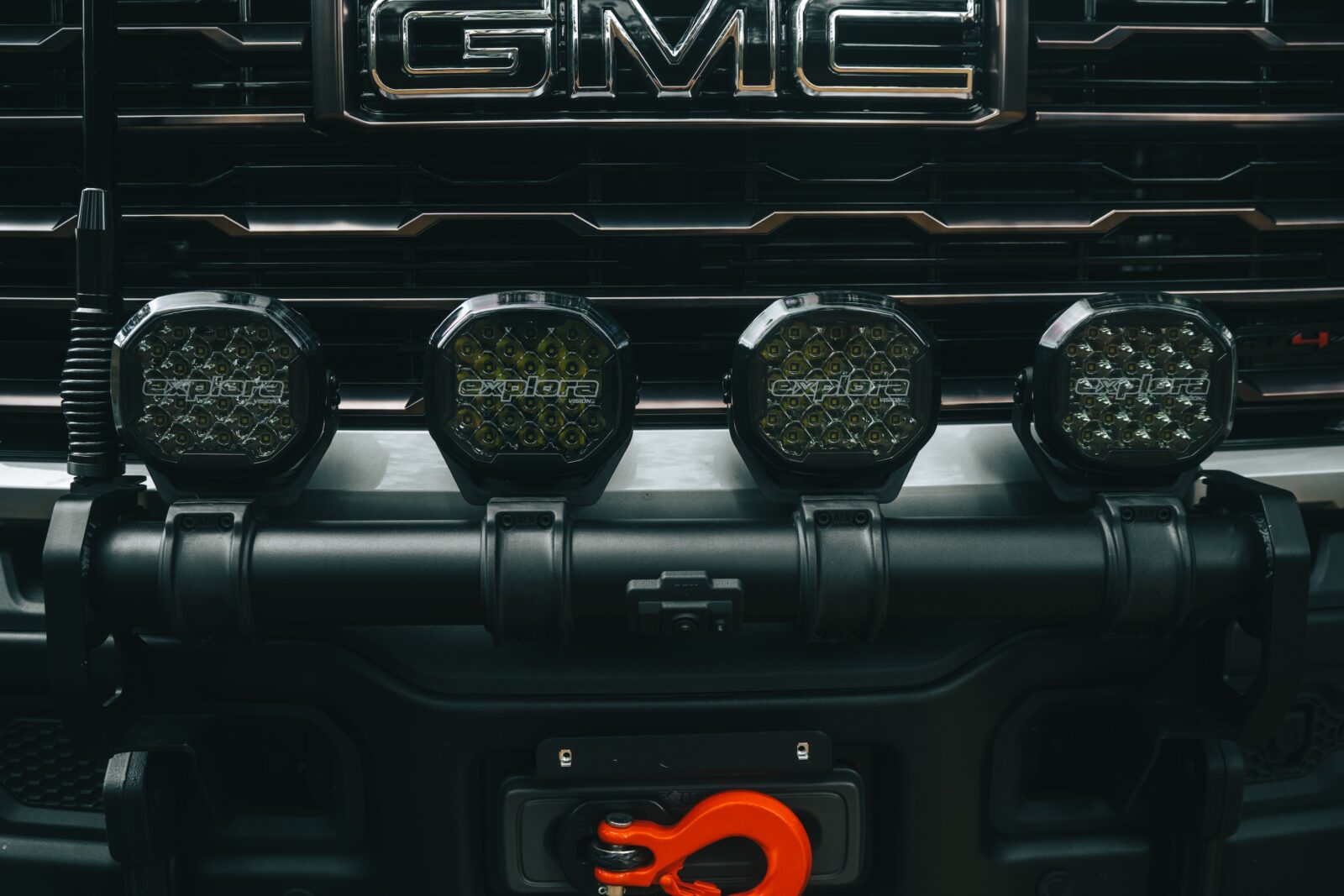 Ultimate Overland Build 2025 Unveiled: 2025 GMC Sierra HD AT4X AEV ...